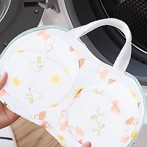 Ksheria Large Bra Washing Bags for Laundry,4pcs Bra Laundry Bags for Washing Machine,Lingerie Bags for Washing Delicates,Underwear Washing Bag with Zipper for Women Laundry Storage-Cute Pattern