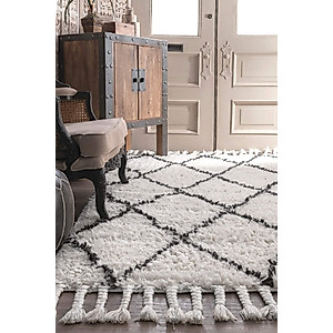 nuLOOM Hand Knotted Fez Shag Area Rug, 4x6, Natural