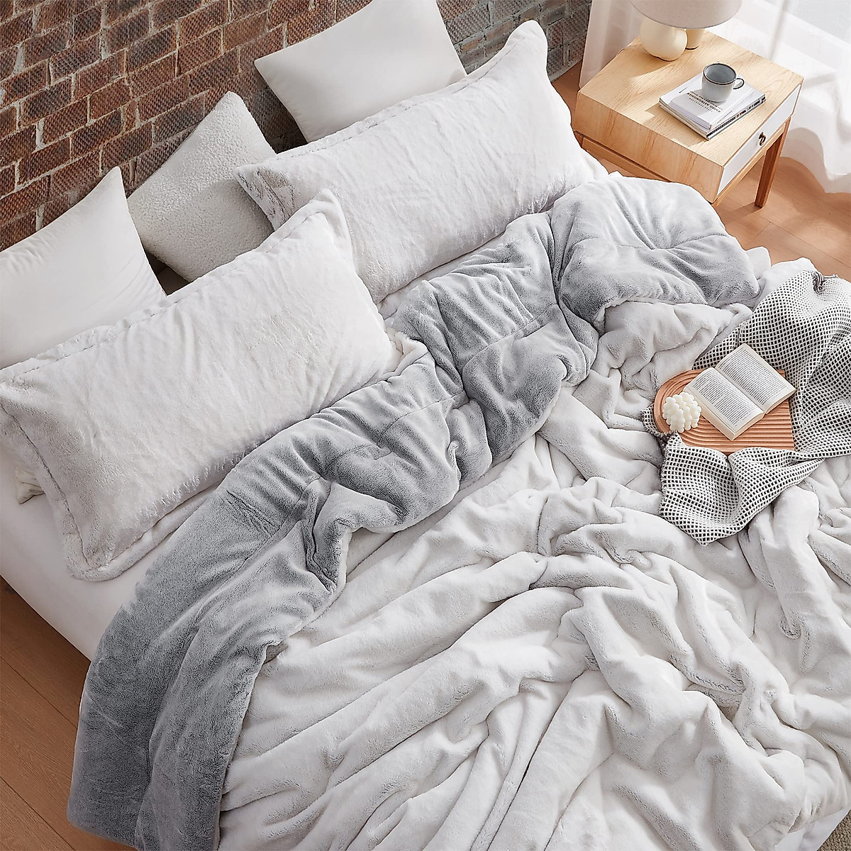 Byourbed Frozen Chunky Bunny - Coma Inducer® Oversized King Comforter Set - Frosted Black