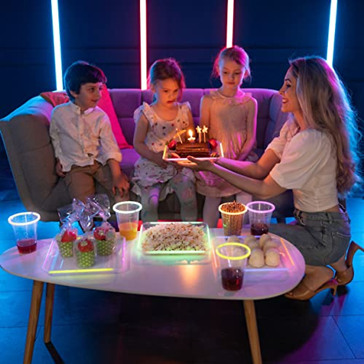 NEON GLOW PARTY PLATES REUSABLE 10-Inch Square Blacklight Party Glow party Glow Party Decorations Favors Glow Sticks Light Up Plates Tableware