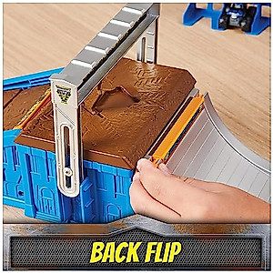 Monster Jam Mini Freestyle Flip Arena Playset and Storage with 2 Mini Monster Jam Trucks, Kids Toys for Boys and Girls Ages 3 and up