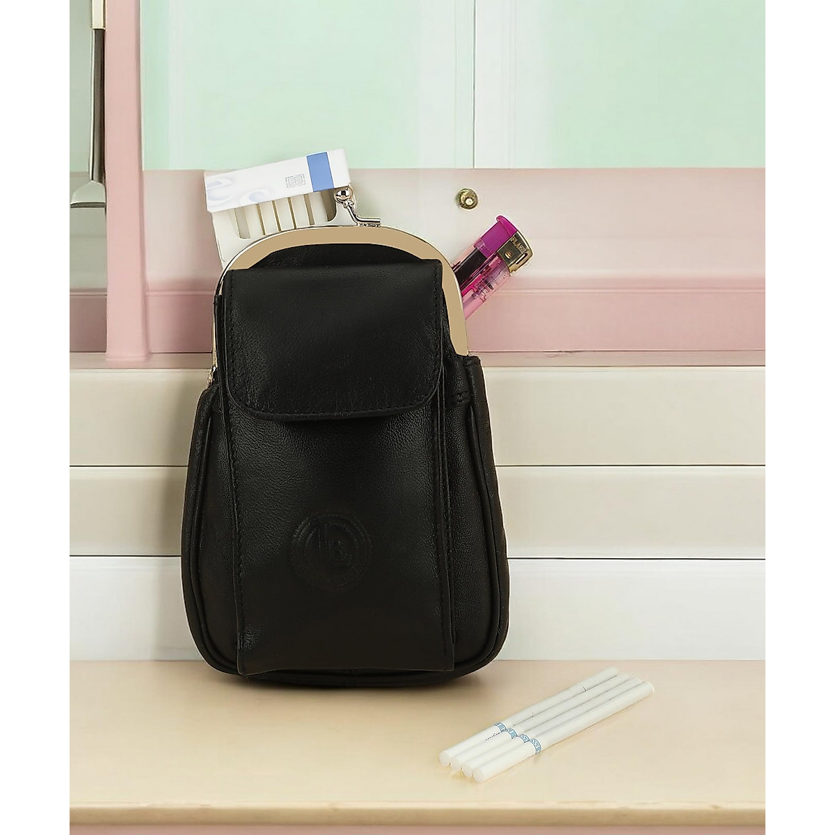 Leatherboss Leather Kiss Lock Pick-me-up Large Cigarette Money Make Up Holder Purse with Phone Case Black