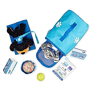 Melissa & Doug Tote & Tour Pet Travel Play Set with 2 Plush Stuffed Animals (15 pcs)