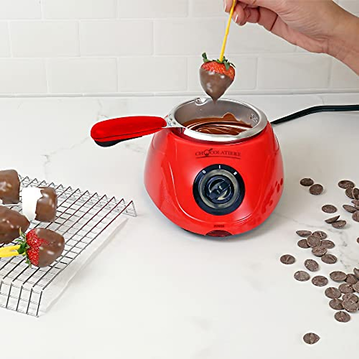 Total Chef Chocolatiere Electric Melter for Chocolate and Candy Melts, 8.8 oz (250 g), Fondue Pot, DIY Candy Maker with 32-Piece Accessory Kit for Dessert, Special Occasion, Romantic Dinner, Red