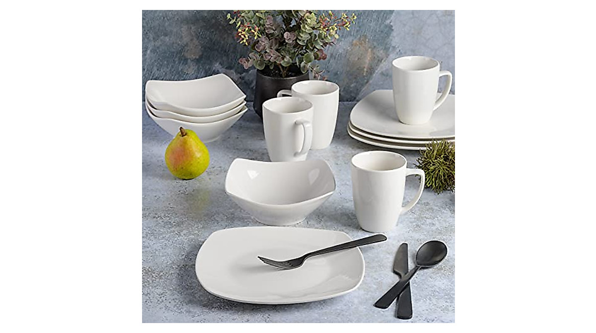 Gibson Home Amelia Court Dinnerware Set for 4