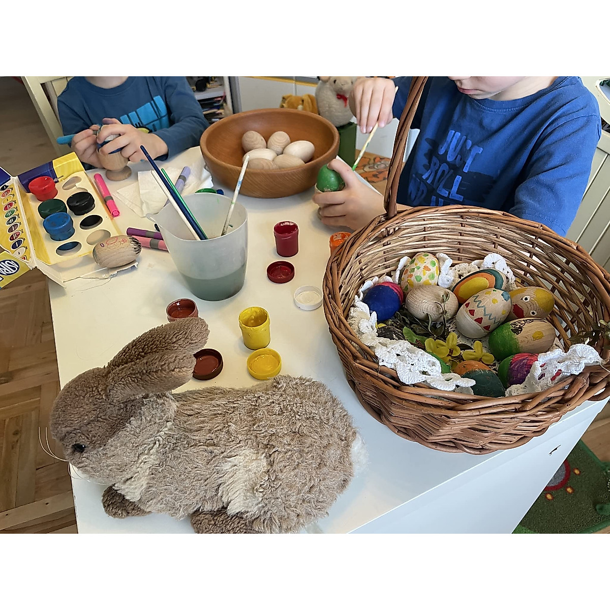 efo Wooden Eggs for Arts and Crafts or Easter Decorations - Easter Gift Idea - Great for Easter Basket Egg Hunt or Home Decor - Unpainted Eggs Set of 10