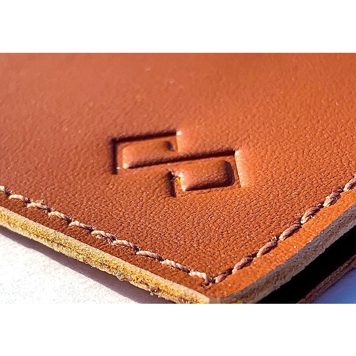 Leather Infinity Wallet - Minimalist Wallets for Men and Women (Cognac)