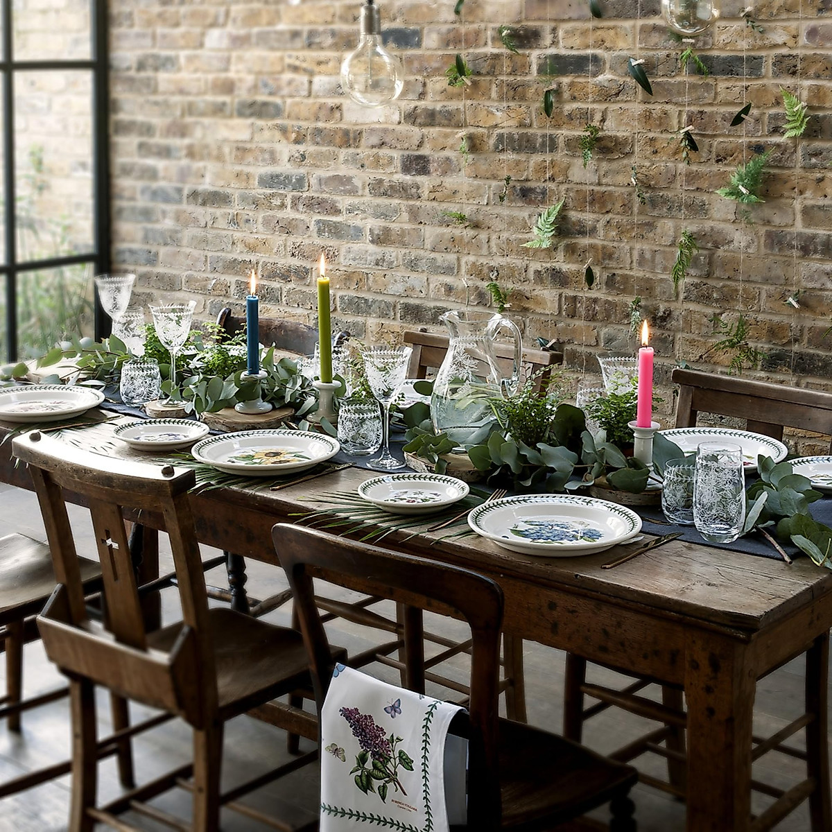 Botanic Garden 14 Inch Chip and Dip