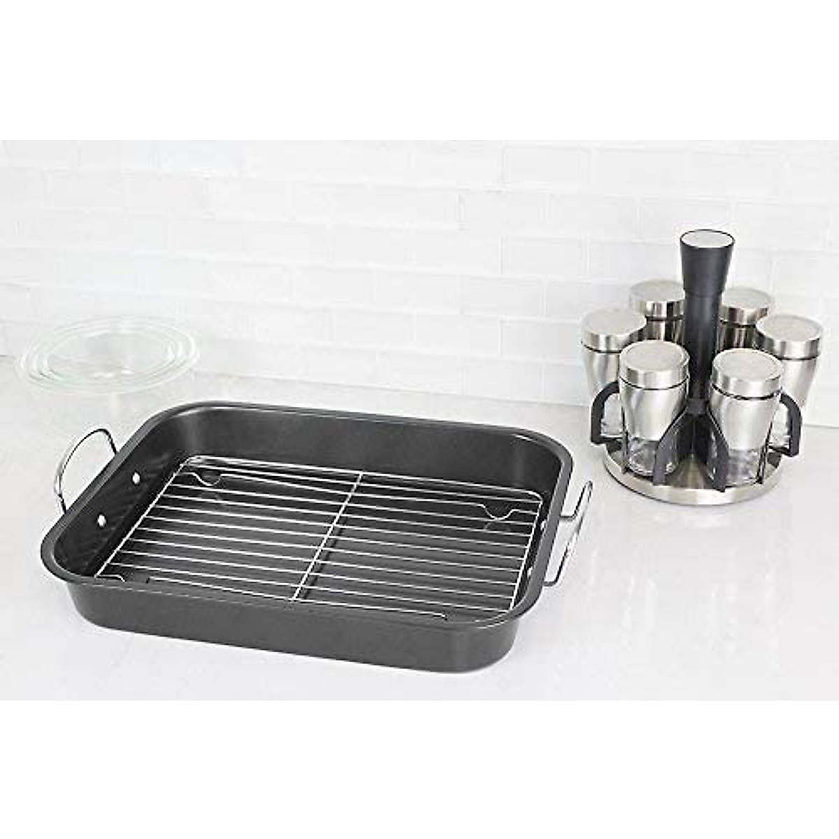 Deluxe Non Stick Roaster/Roasting Pan with Handles and Grill Rack, Excellent for Turkeys, Hams and Chickens 14.5" x 11.5", Black