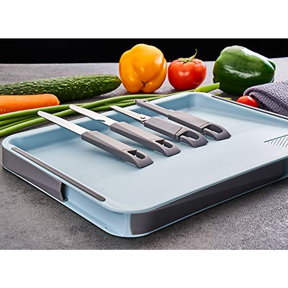 WELLSTAR Cutting Board Set of 5, Double Sided Plastic Chopping Board with Paring Knife, Serrated Utility, Scissors, Vegetables Peeler, Portable Outdoor Picnic BBQ Small Knife and Cutting Board Pack