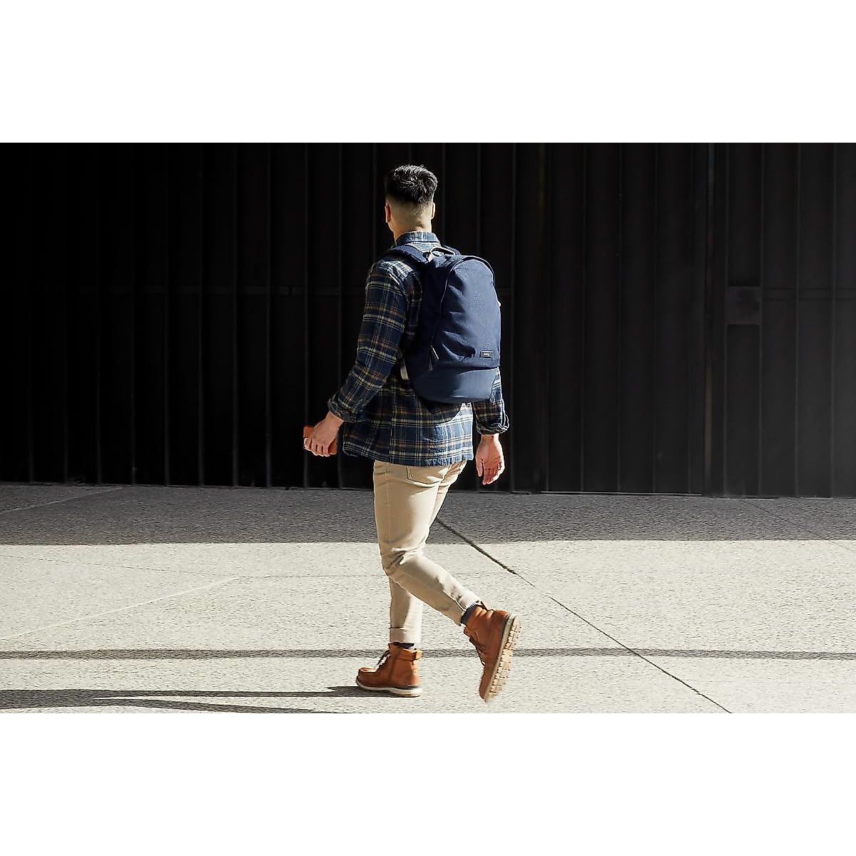 Bellroy Classic Backpack, Second Edition (Unisex Everyday Backpack, Fits 15 Inch Laptop, 20 Liter Capacity, Water-resistant Woven Fabric, Slim Design) - Navy