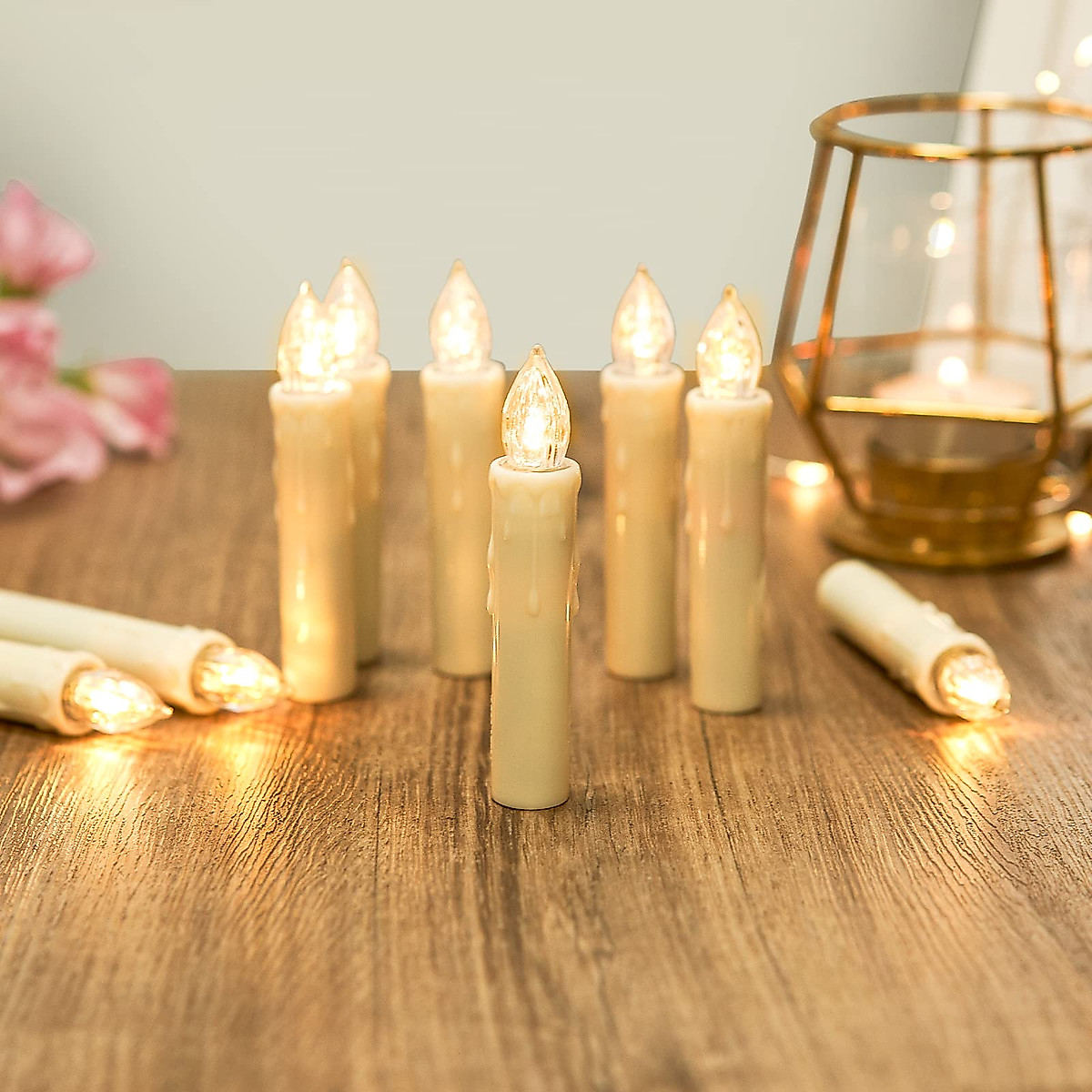 Daord Flickering Flameless Window Candle LED Christmas Tree Candle Lights Warm White Battery Operated Electric Taper Candles with Remote Perfect for Home Garden Wedding Parties Decor (12 PCS,Ivory)