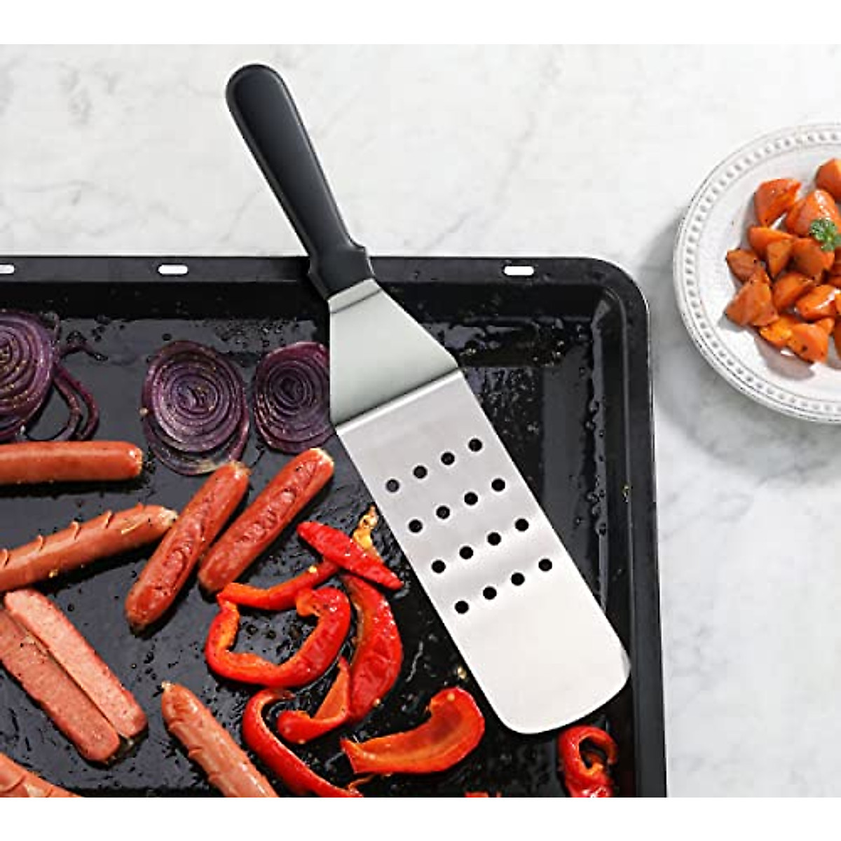 New Star Foodservice 38385 Plastic Handle Flexible Grill Turner/Spatula, Perforated, 14.5-Inch, Black