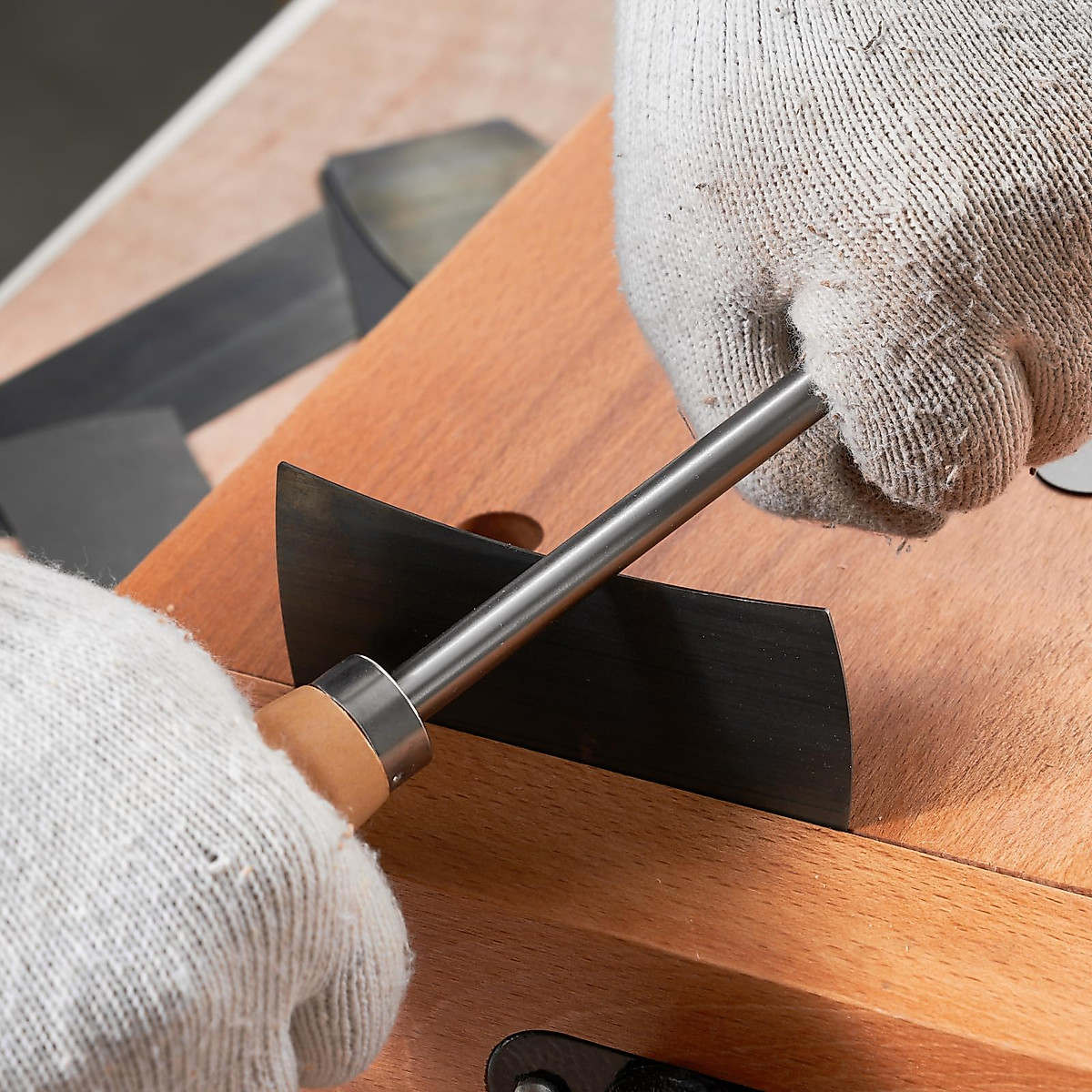 HERMIT TOOLS Cabinet Scraper Burnisher with 6 Piece Multi-Shaped Scraper Set 1 Oval 2 Double Convex/concave 1 Rectangle 1 Curved and 1 Gooseneck Scraper (Blue Spring Steel)