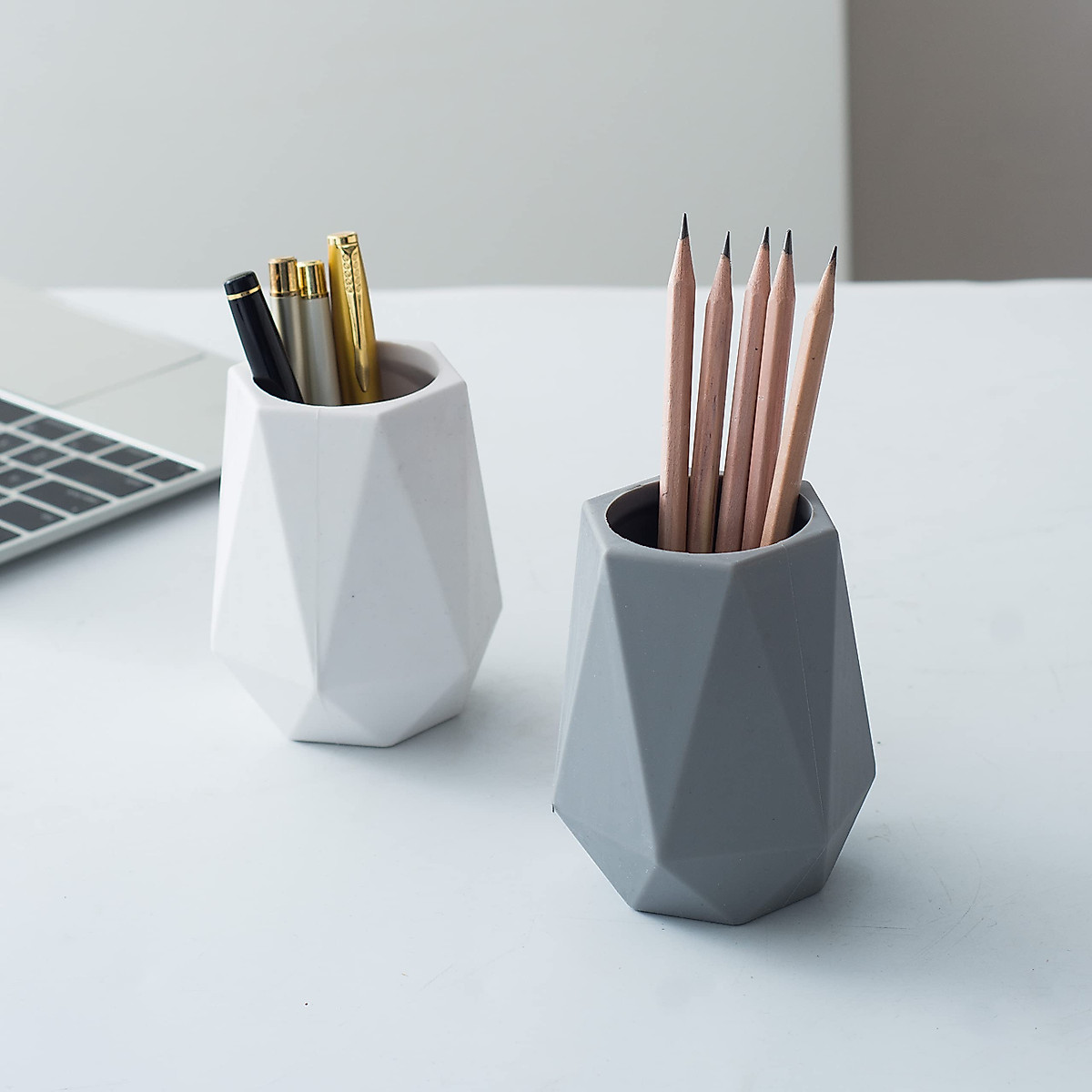 YOSCO Silicone Desk Pen Holder Stand Diamond Facet Pencil Cup Pot Desk Organizer Makeup Brush Holder (2 Pack-White)