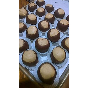 Decony Mini White Baking Cups Cupcake Liners ,candy cups - 1" X 3/4" ideal use for holding truffles , chocolate covered strawberries , candy and nuts - 1000 pc.