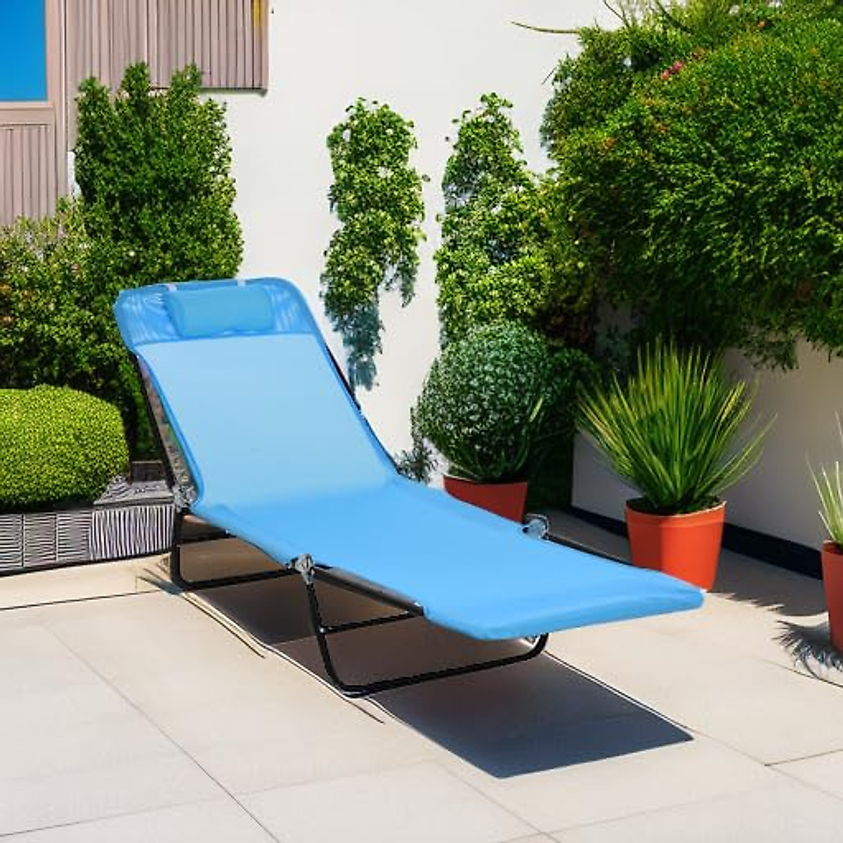 Outsunny Folding Chaise Lounge Chair, Pool Sun Tanning Chair, Outdoor Lounge Chair with Reclining Back, Breathable Mesh Seat, Headrest for Beach, Yard, Patio, Blue