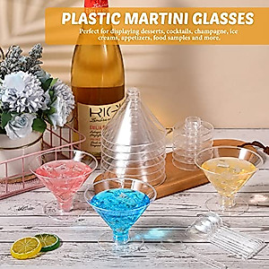 Yinkin Clear Plastic Martini Glasses 5 oz Disposable Cocktail Glasses Mini Martini Plastic Cups Dessert Plastic Shot Glasses Unbreakable with Spoons for Weddings Party Wine Appetizers Food(100 Pack)