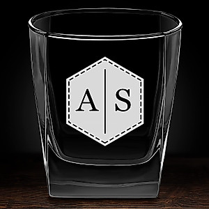 Maverton Set of 6 whiskey glasses for woman - Personalized Tumblers for Birthday - Drinking glasses for her - Customized whisky set for anniversary - Stylish glassware - INITIALS