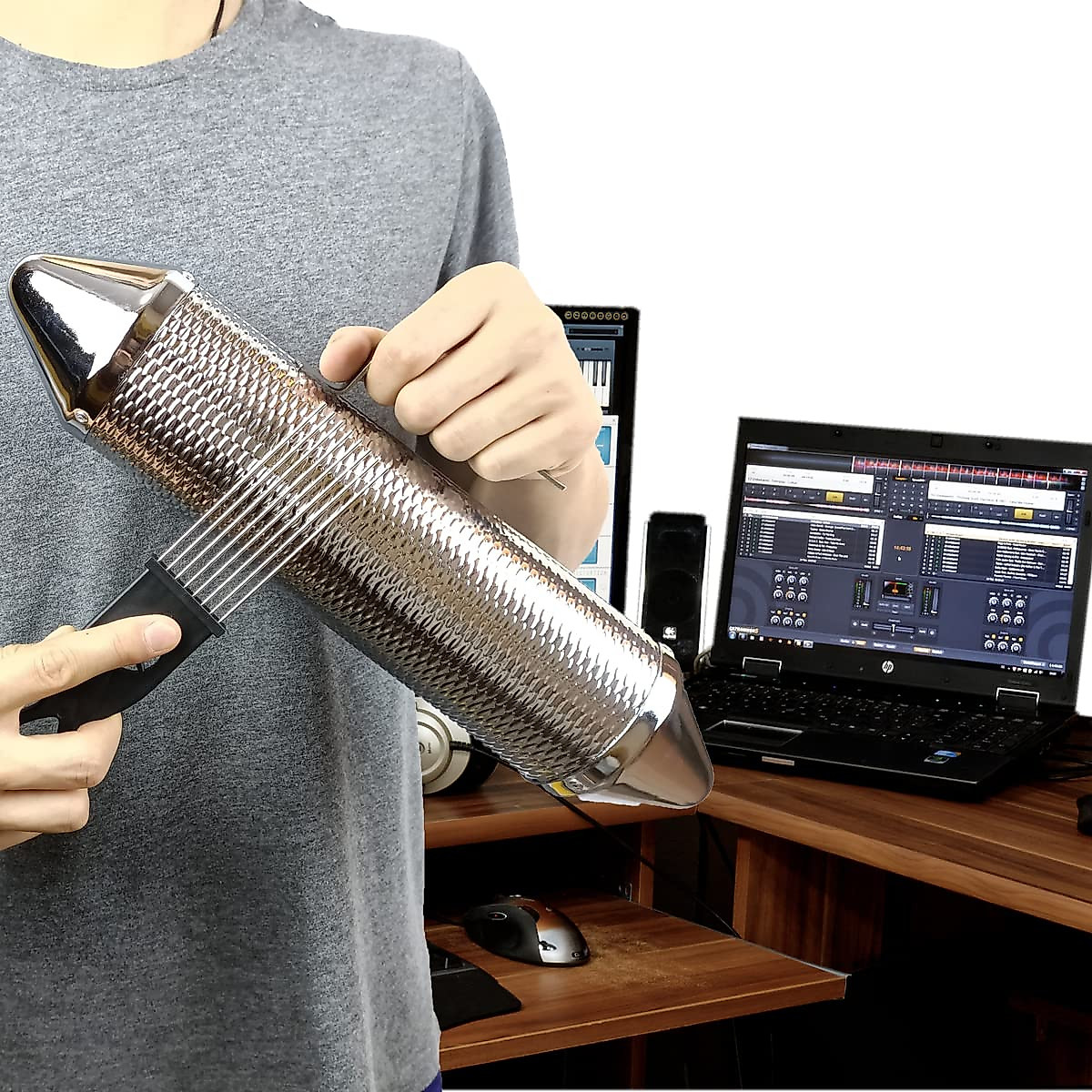 LOONELO Metal Guiro,Stainless Steel Guiro Percussion Instrument Training Tool with Scraper,Guiro Shaker Latin Percussion Musical Band Accompaniment (Silver-15X3inch)