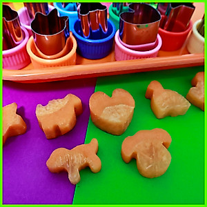 Vegetable Cutter Shapes Set, 12pcs, Mini Cookie Cutters Set Fruit Cookie Pastry Stamps Mold -for Kids Baking and Food Supplement Accessories