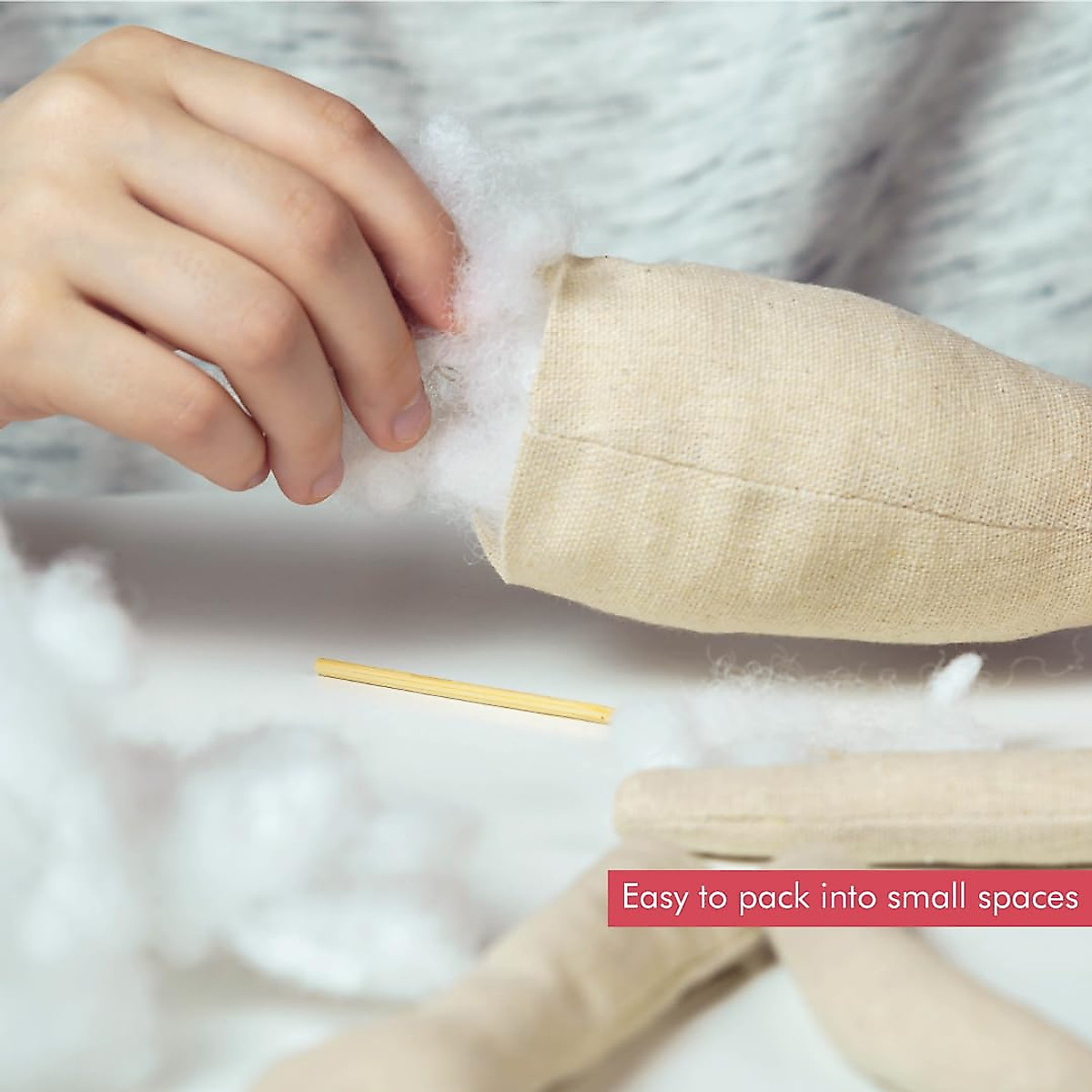 Fairfield Poly-Fil Crafter’s Choice Packaging Fiber, 10 Ounce (Pack of 1), Blue