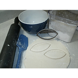 TOUCHDOWNS OR TUTUS GENDER REVEAL HE OR SHE BOY GIRL BABY SHOWER SET OF 3 COOKIE CUTTER USA PR1209