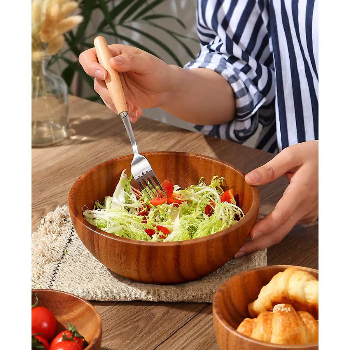 Hand-Crafted From Solid Acacia Wood Salad Bowls 7.1 or 7.9 Inches Set of 2 Individual Large Wood Bowl for Fruits Salads and Decoration Fruit Bowl for Snacks