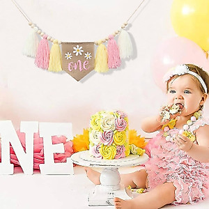 HGFC Daisy Tassel High Chair Banner - Wood Bead Tassel 1st Birthday Banner - Daisy Theme First Birthday Party Decoration - 1st Birthday Baby Girls Tassel Garland