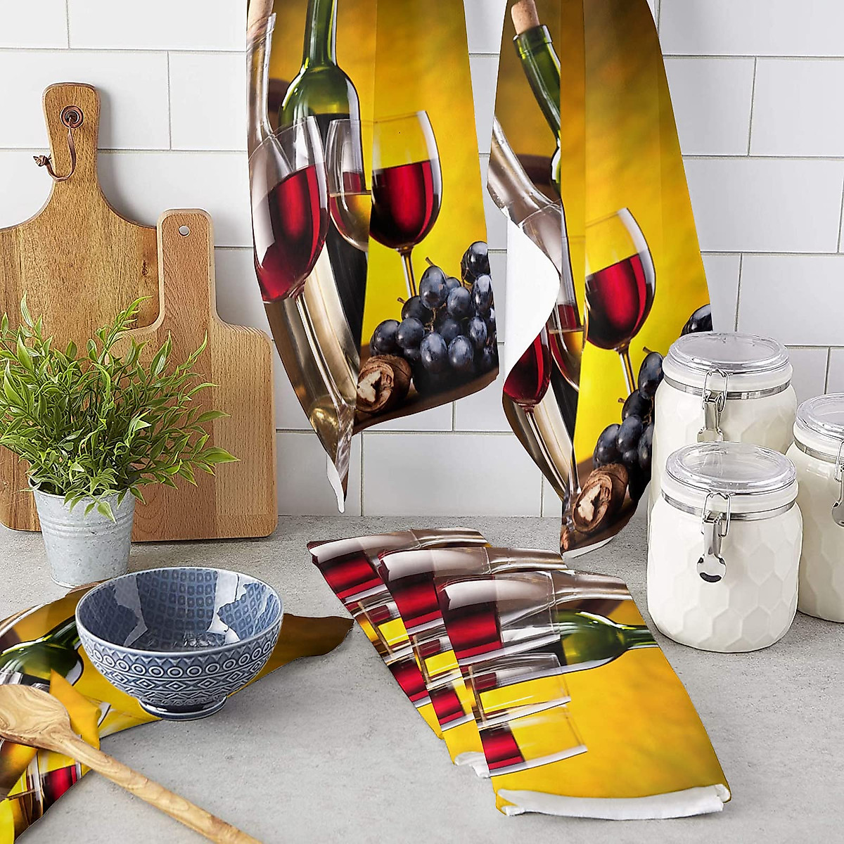 Chees D Zone Kitchen Towels Cotton Dish Towel,Wine Glass Grape Fram Fruit Retro Cellar Soft Dishcloth Absorbent Tea Towel,Vintage Wine Barrel Reusable Washable Hand Towels 2 Pack