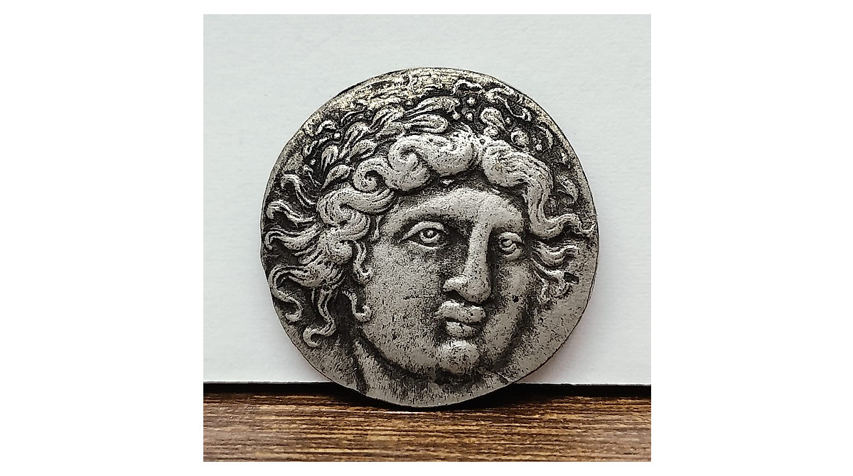 Apollo Silver Coin - Epic Greek Mythology Collectible