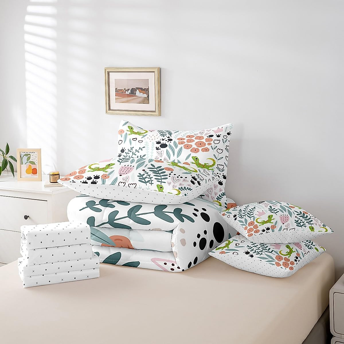 Erosebridal Reptile Kids Comforter Set Twin 7 Piece Lizard Gecko Print Bed in a Bag Wildlife Animal Room Decor,Green Leaf Pink Flowers Bedding Set with Fitted Sheet,Flat Sheet,Pillow Cases & Covers