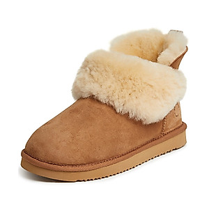 Dearfoams Women's Fireside Perth Genuine Shearling Indoor/Outdoor Water Resistant Foldover Boot