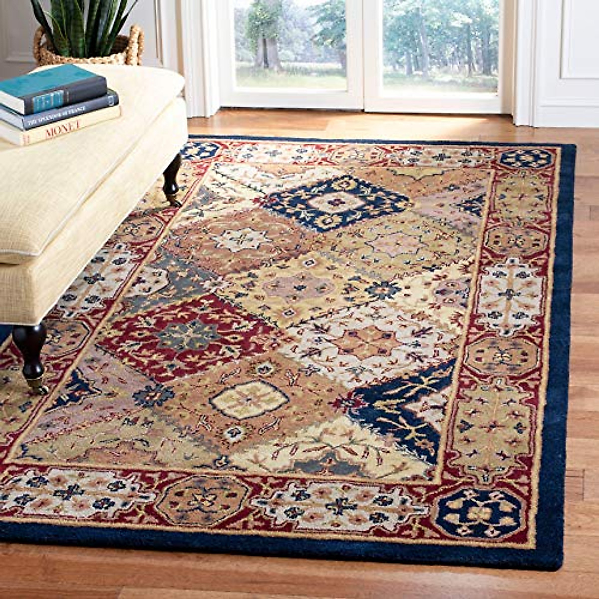 SAFAVIEH Heritage Collection 3'6" Round Multi / Red HG512B Handmade Traditional Oriental Premium Wool Area Rug