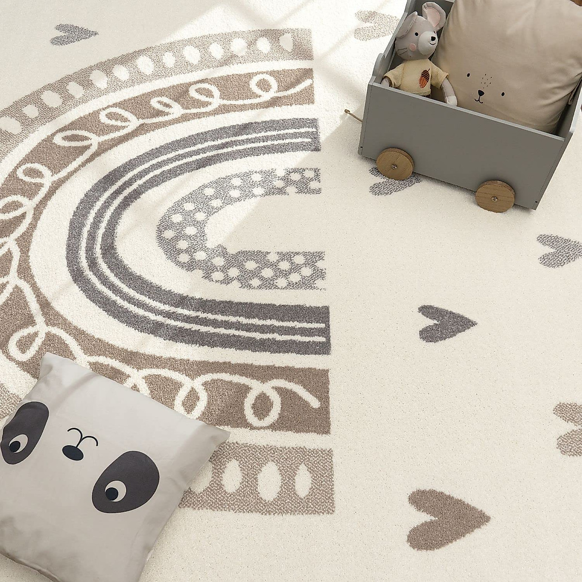 Paco Home Kids Room Rug with Rainbow and Hearts in Beige Brown, Size: 5'3" x 7'3"