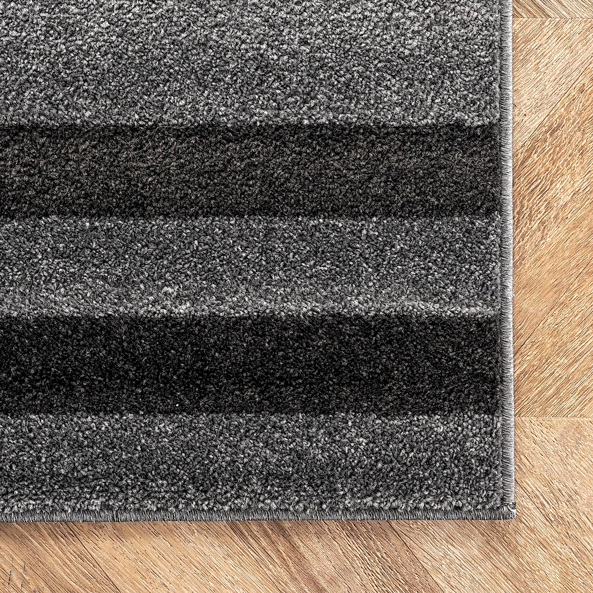 nuLOOM 2' x 6' Performance Indoor Area Rug, Non-Shed, Power Loomed High-Traffic Area Rug for Living Room, Bedroom, Home, Minnie Grey