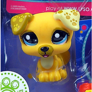 Littlest Pet Shop Online Multi-pack with 5 Trading cards and 5 Welcome Pets from LPSO.com