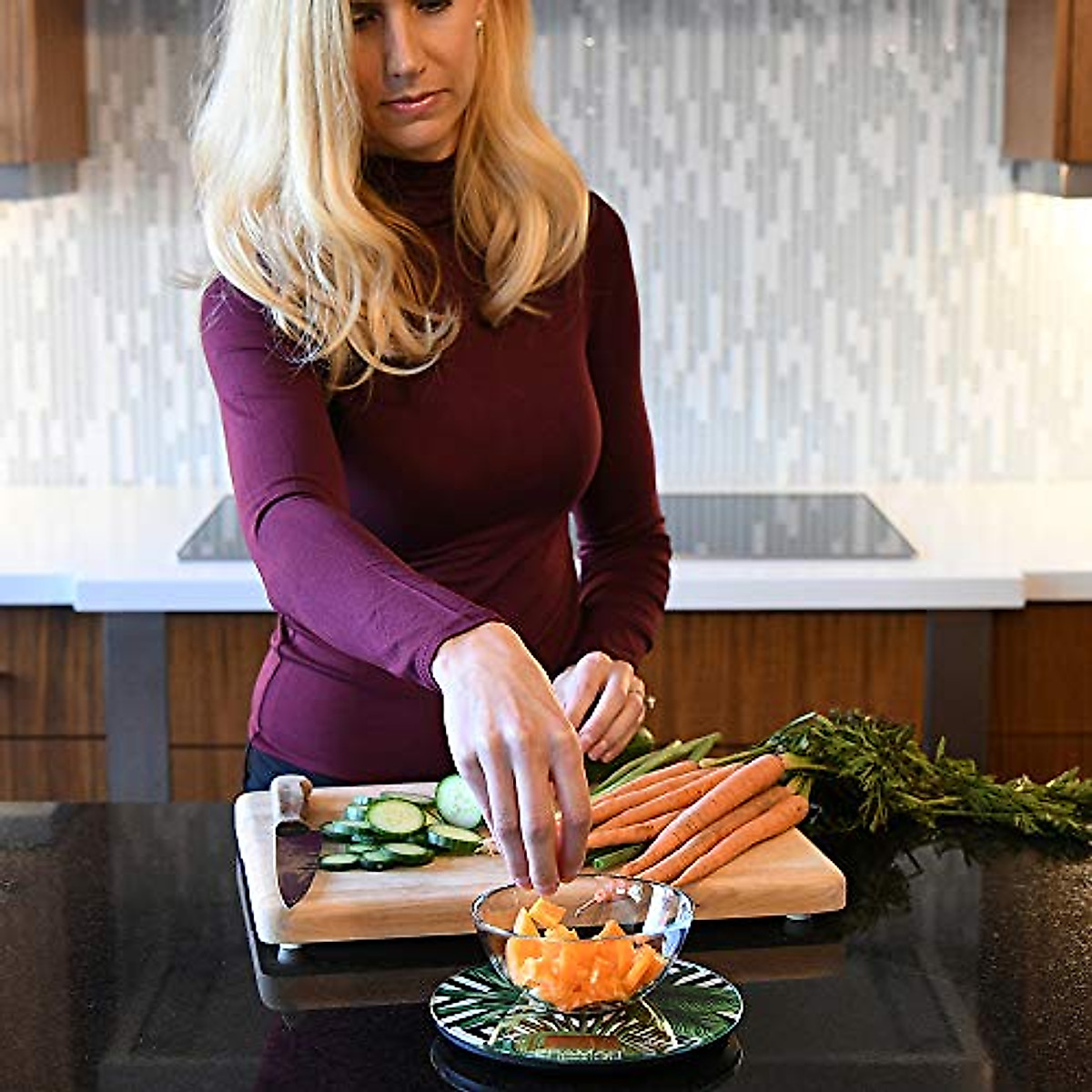 Framar Digital Food Scale and Digital Kitchen Scale, Gram Scale, Weighing Scale, Baking Scale, Small Scale – Elegant Leaf Design