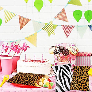 100 Pieces Jungle Animal Kraft Paper Bags Leopard Zebra Giraffe Print Paper bags Small flat plain Paper Treat Bags for Candy, Cookies, Merchandise, pens, Party Favors, 4 x 6 Inches