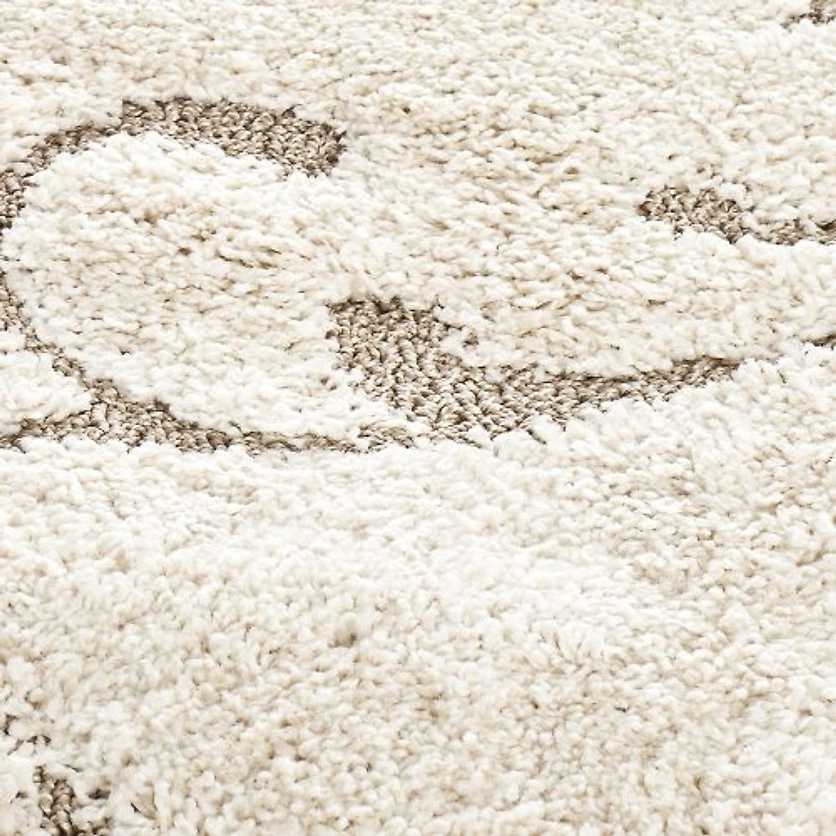 SAFAVIEH Florida Shag Collection Accent Rug - 4' x 6', Cream & Beige, Scroll Design, Non-Shedding & Easy Care, 1.2-inch Thick Ideal for High Traffic Areas in Foyer, Living Room, Bedroom (SG455-1113)