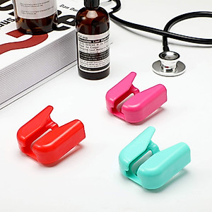 3 Pieces Stethoscope Holder Clip Plastic Nursing Waist Belt Stethoscope Holder Clip for Nurses Physicians(Cyan, Purple, Red)