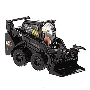 1:50 Caterpillar 242D3 Skid Steer Loader with Special Black Paint - Diecast Masters - High Line Series - 85676BK