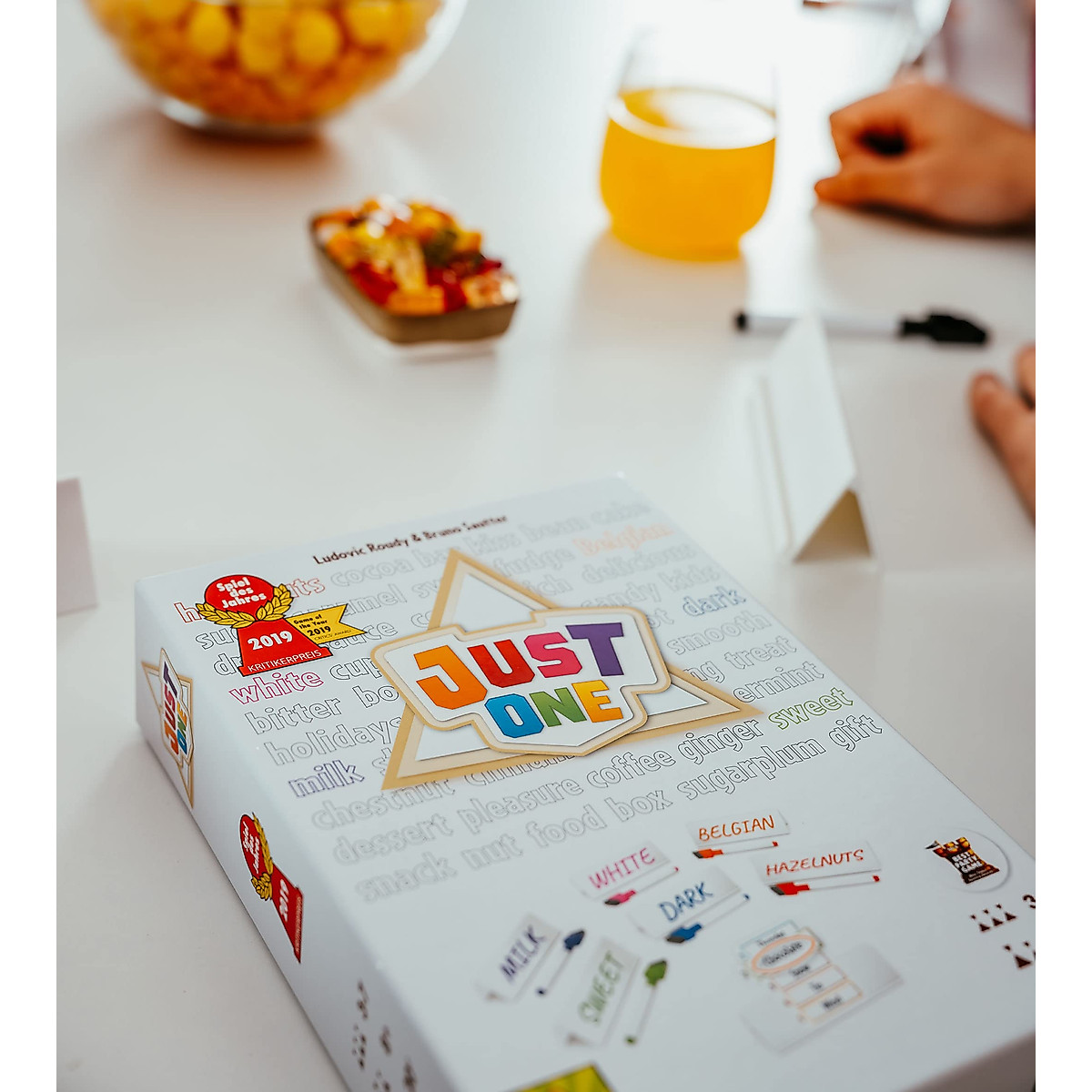 Just One Party Game (White Box) | Cooperative Board Game for Adults and Kids | Fun Games for Family Game Night | Ages 8 and up | 3-7 Players | Average Playtime 20 Minutes | Made by Repos Production