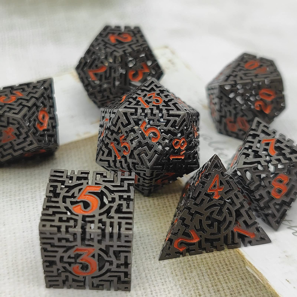 DND Metal Hollow Dice 7 Piece Set - (Free Metal Box) Maze Polyhedron Dice Suitable for Board Game RPG Math Teaching Warhammer MTG Game Dice （Pearl Gun）