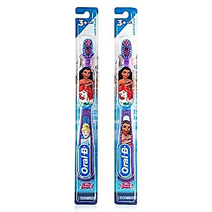 Oral-B Princess Toothbrush for Little Girls, Children 3+, Extra Soft (Characters Vary) - Pack of 2