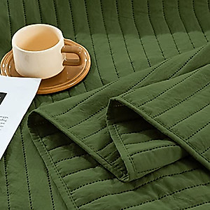 Boryard Oliver Green Quilts Queen Size, 3 Pieces Lightweight Soft Full Coverlet Bedspread Bedding Set (90x90 inches) with 2 Pillow Shams(20x26 inches)