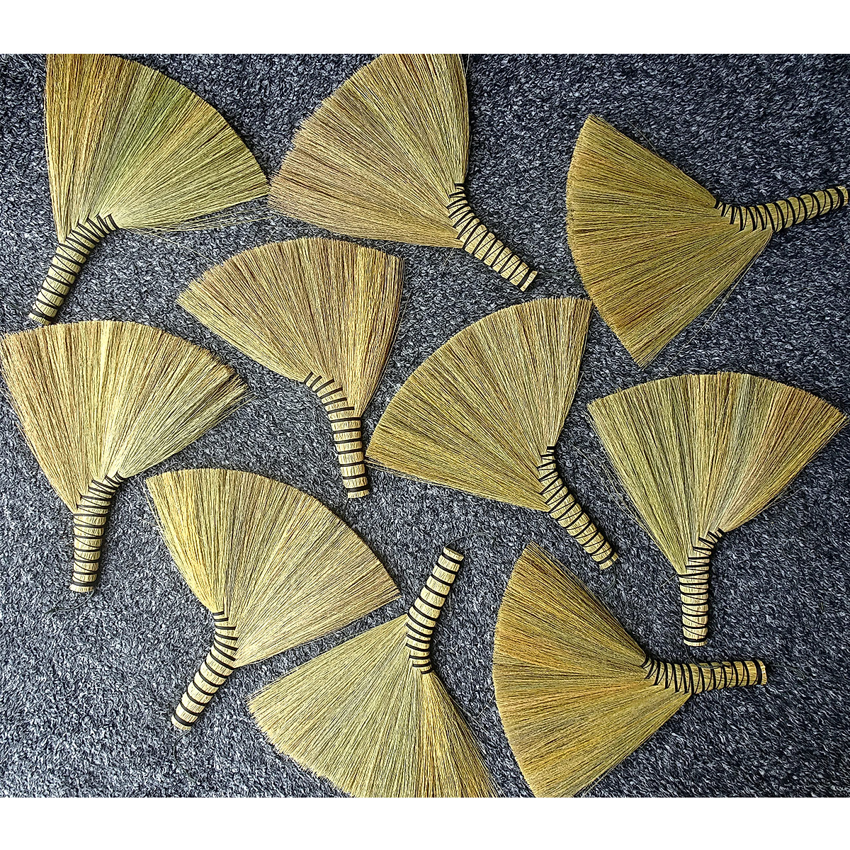 Handmade Turkey Wing Whisk Broom 13inch Asian Thai Feather Duster Natural Grass Dustpan Hand Brush