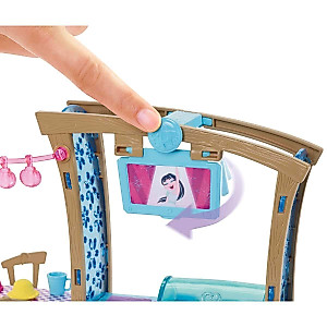 Polly Pocket Backyard Barbeque Playset with 3-inch Polly Doll & Accessories