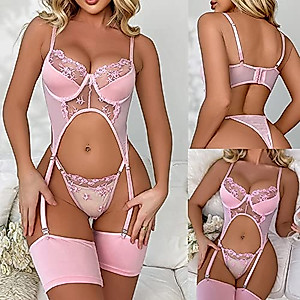 Slutty Outfits for Women, Bodysuit Lingerie Yellow Sexy Black Bras Women Sex Women's Underwear Three-Point Garter Belt Hollow Three-Piece Suit Set Women's Valentines Lingerie Set (M, Pink)