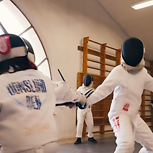 Liontouch Sports Fencing Sabre, Blue | Foam Toy for Kids in Realistic Design | Safe and Playful Introduction Weapon for Young Fencers & Children